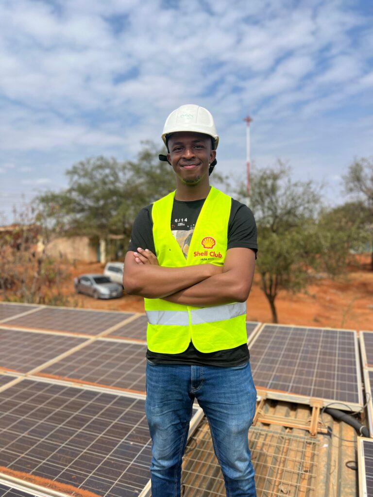 Arnold Kisuri - Interlocking Blocks Housing